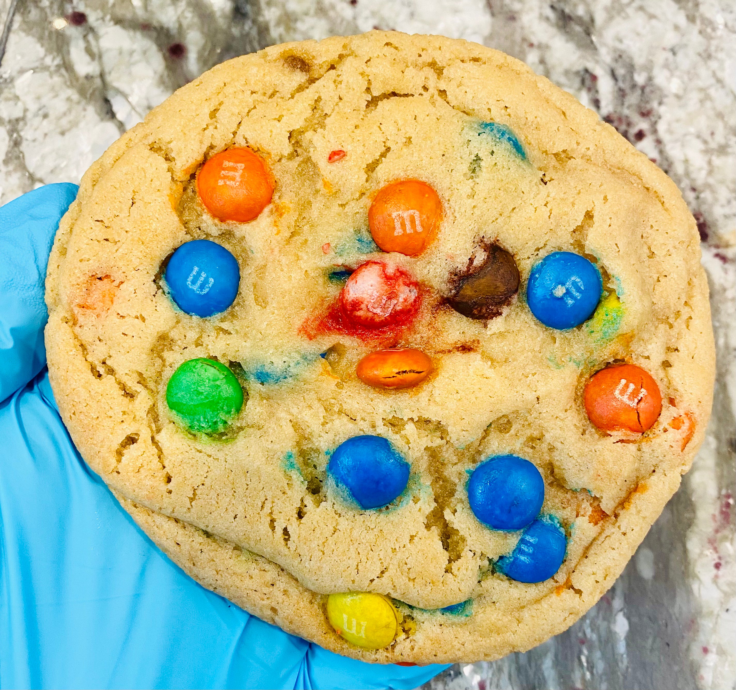 M&M – sweet confections by Dawn